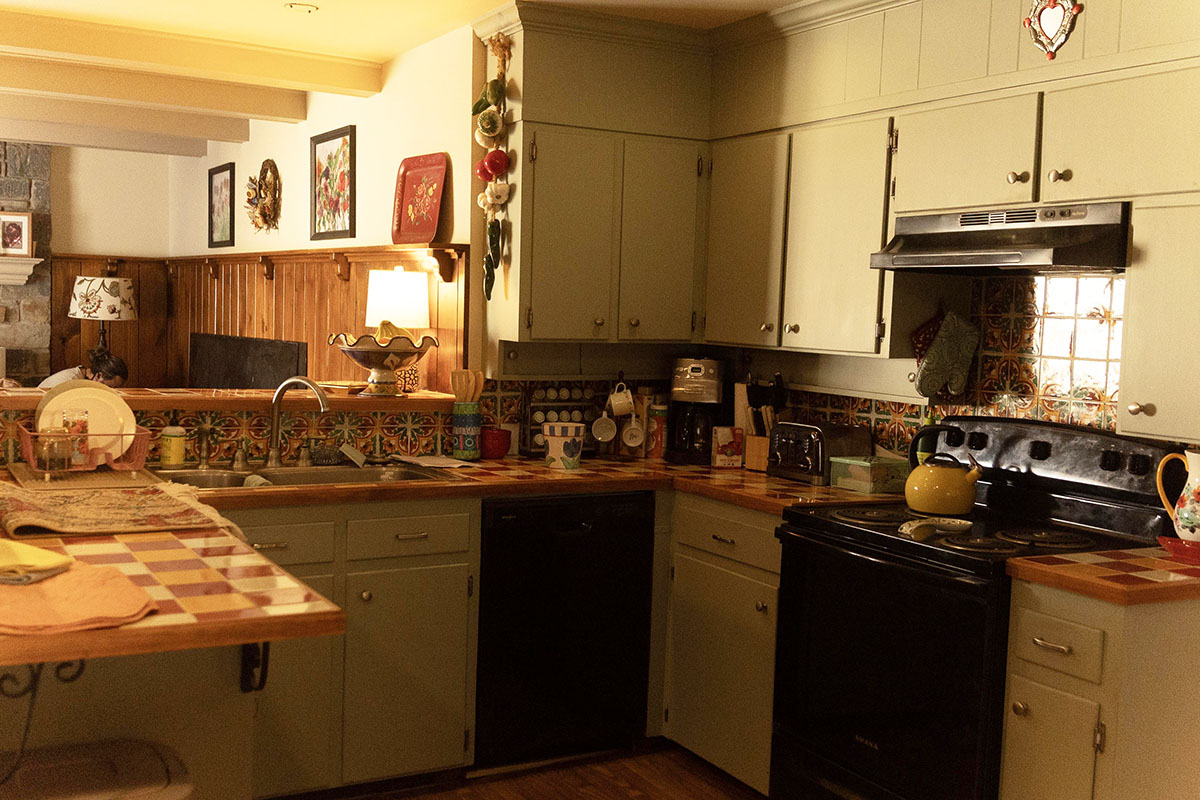 LANDMAN: Texas sets, from Dallas mansions to the oil rigs that pay for ...