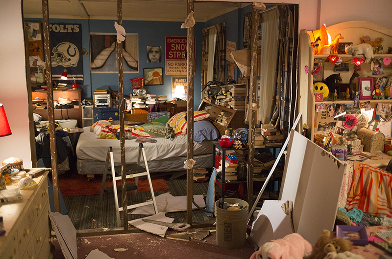 Set Decor / TV Decor Features: THE MIDDLE